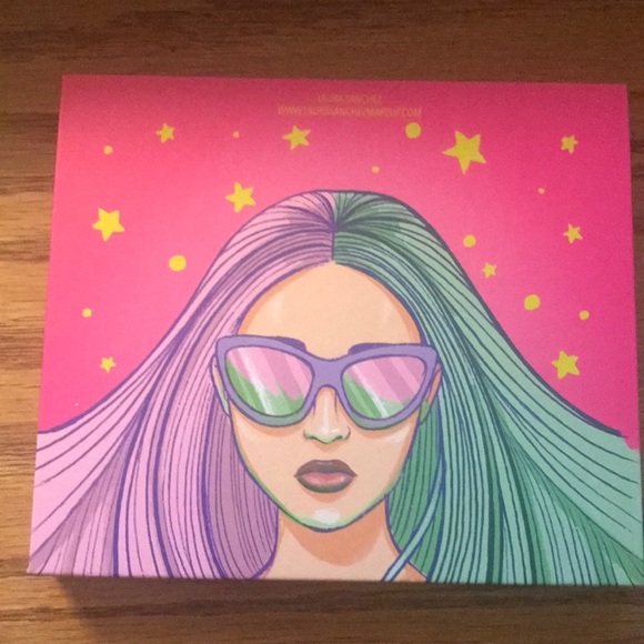 Laura Sanchez | Makeup | Laura Sanchez Moods Eyeshadowhighlighter ...